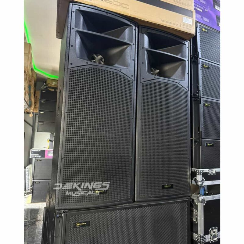 Professional Mackkie Boss MA215VIP Speaker 15-Inch - Dekings Musicals